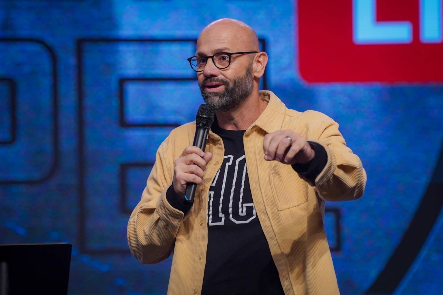 About – Shane Warren